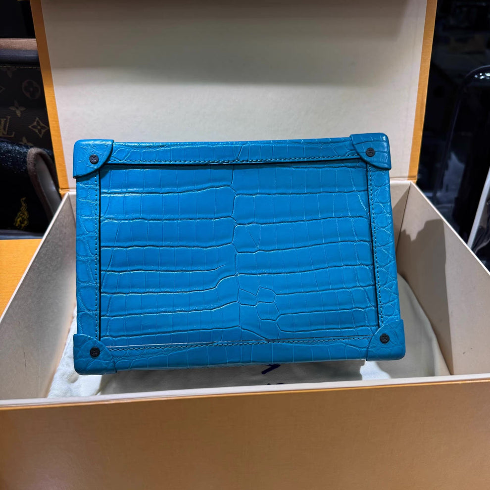 Louis Vuitton Blue Crocodile Soft Trunk Mini bag – Wararni.com