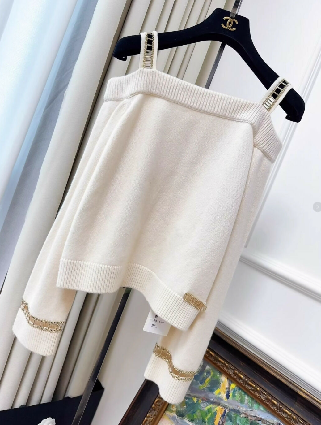 Chanel off-the-shoulder ecru knitted top – Wararni.com