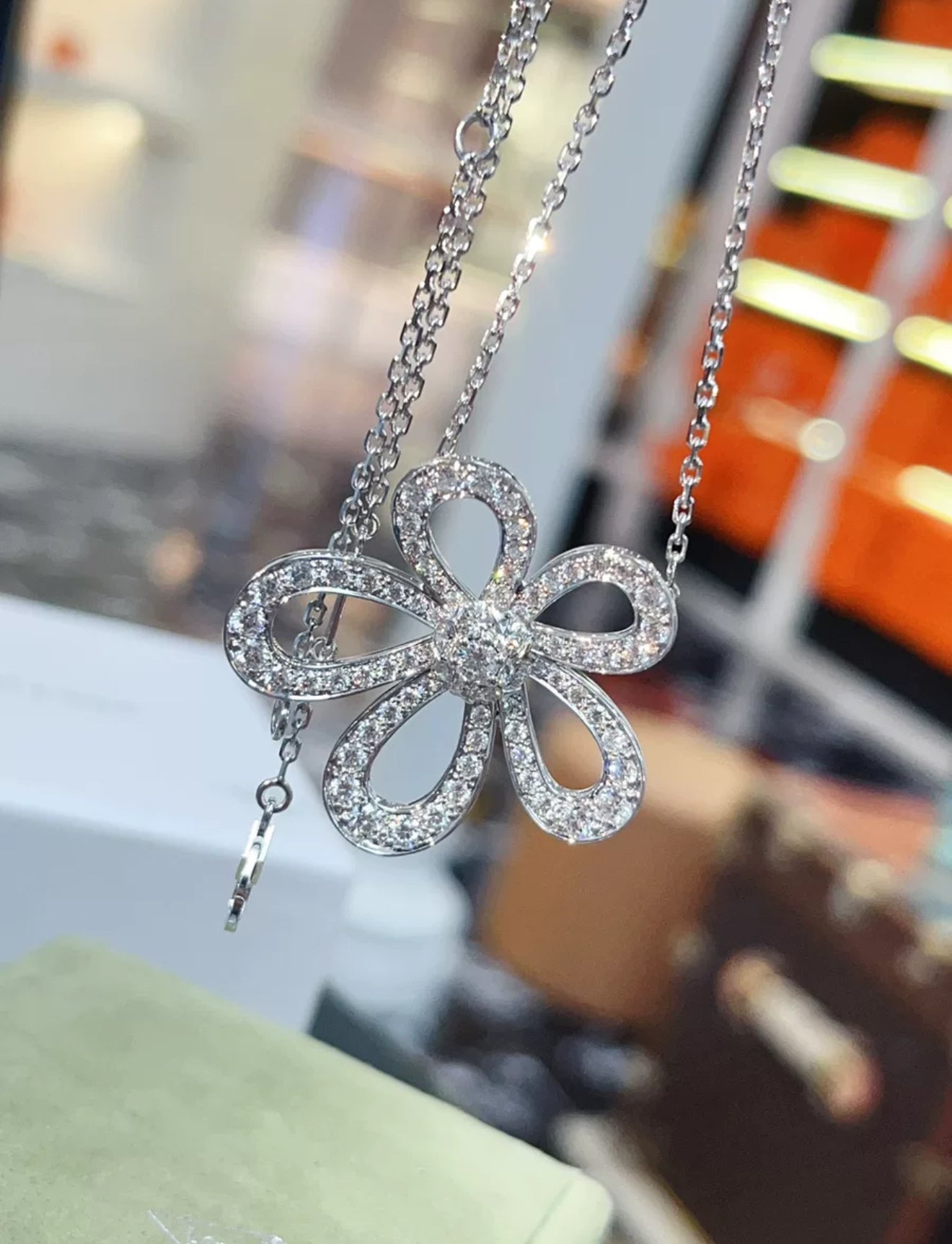 Van Cleef & Arpels White Gold and Diamond Flowerlace Pendant Necklace – Wararni.com
