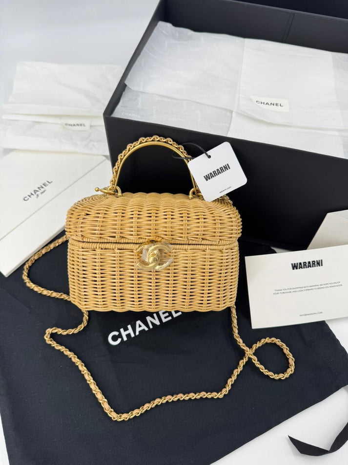Chanel Cruise 2025/26 Vanity Case – Wararni.com