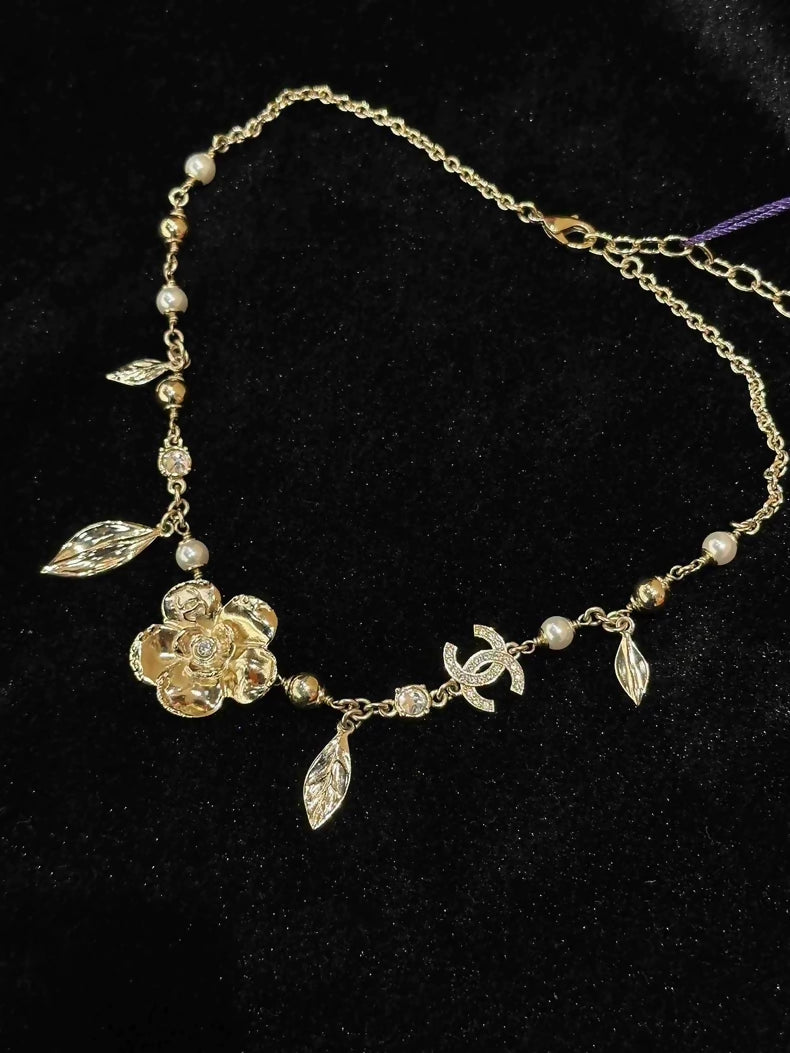 Chanel 24b Camellia Necklace – Wararni.com