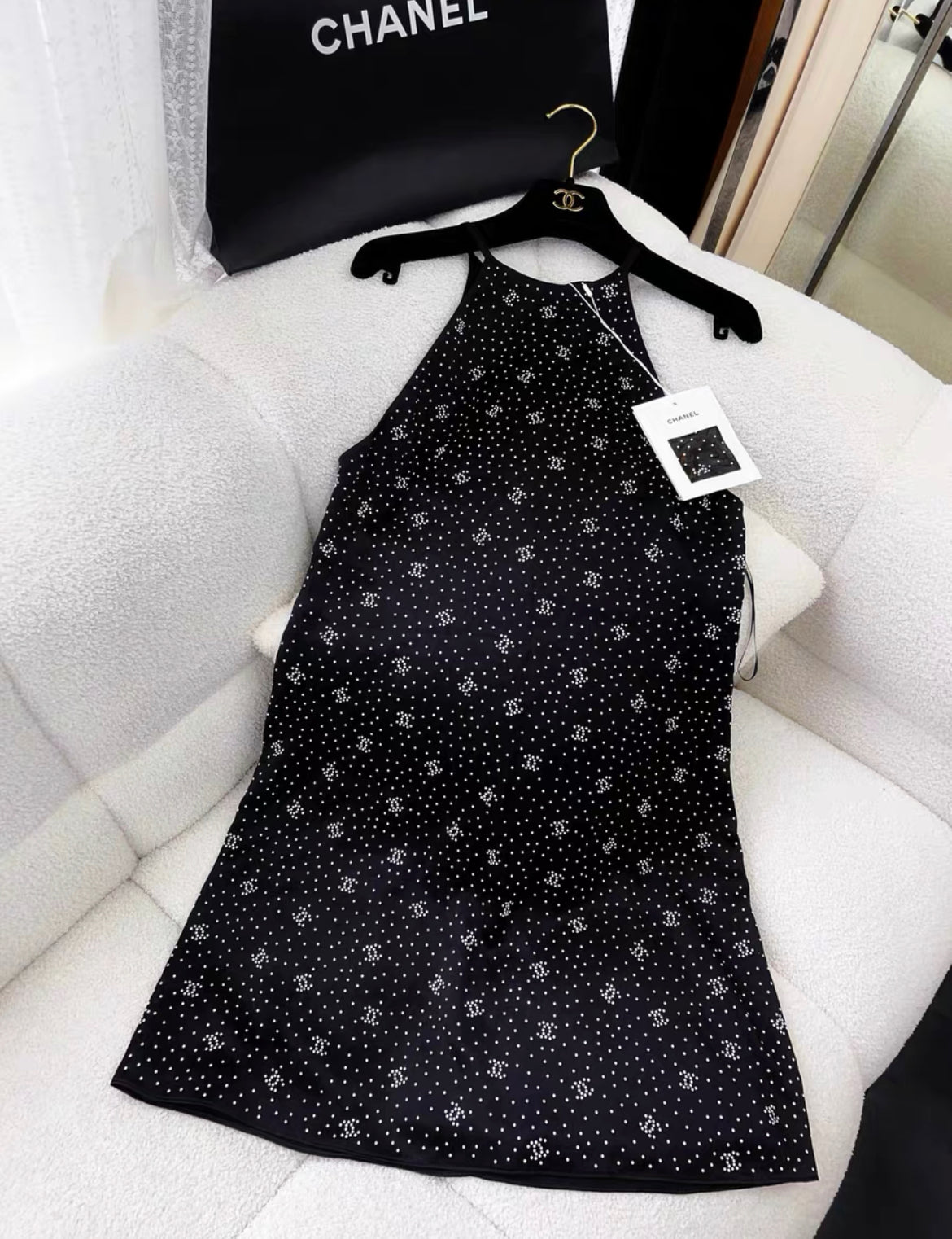Chanel 24B Dress Satin Silk & Imitation pearls in Black & white size 3 ...