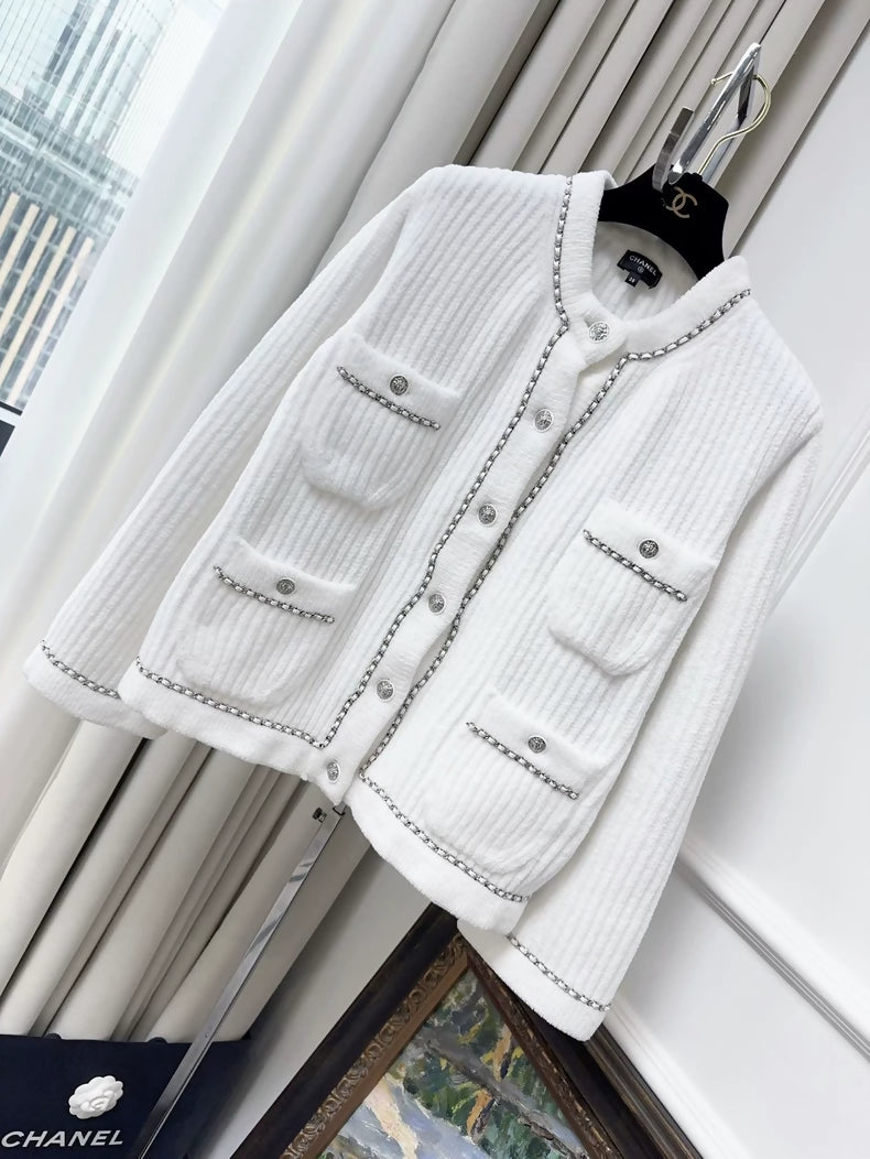 Chanel 22b white cardigan – Wararni.com