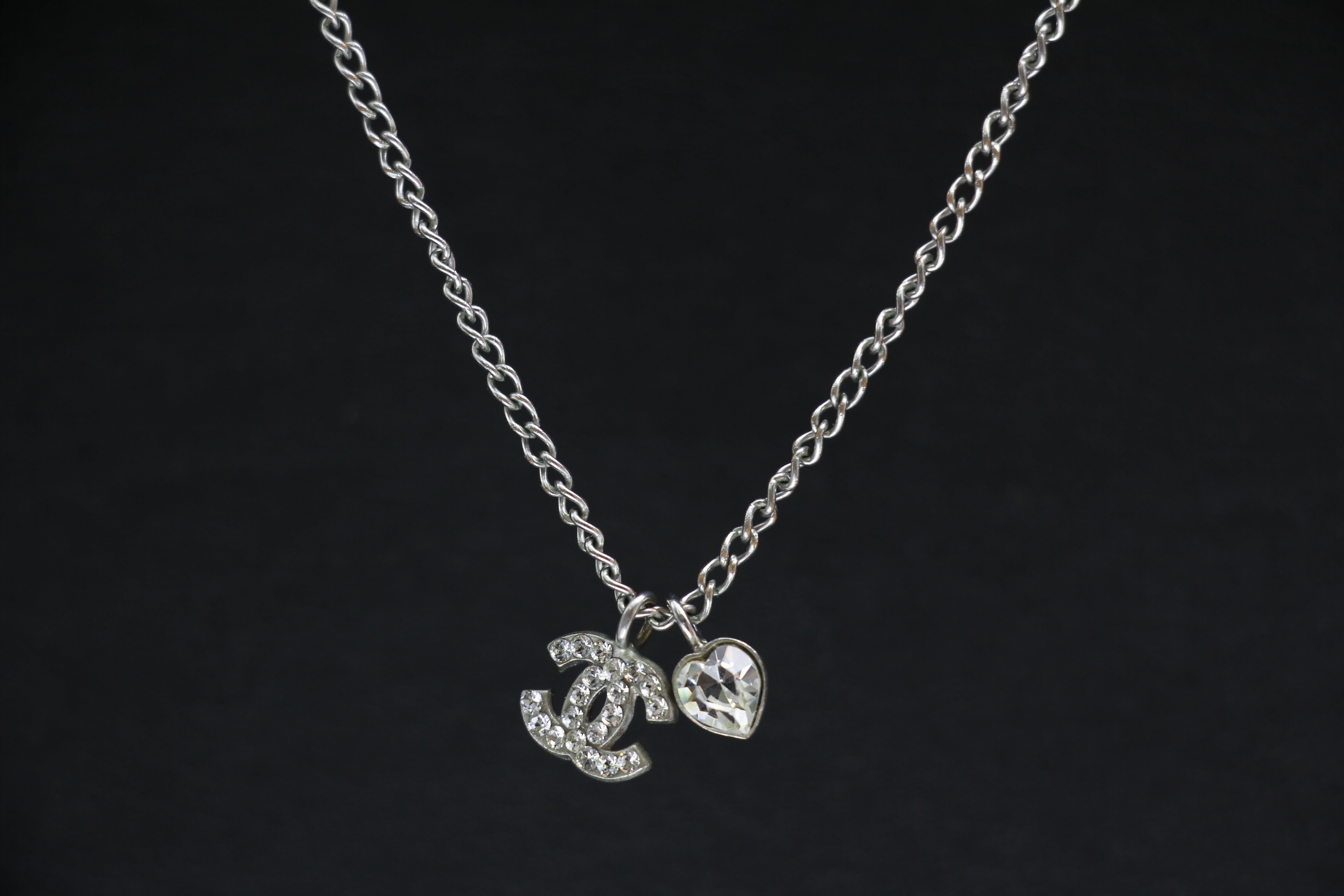 Chanel Diamond Necklace – Wararni.com