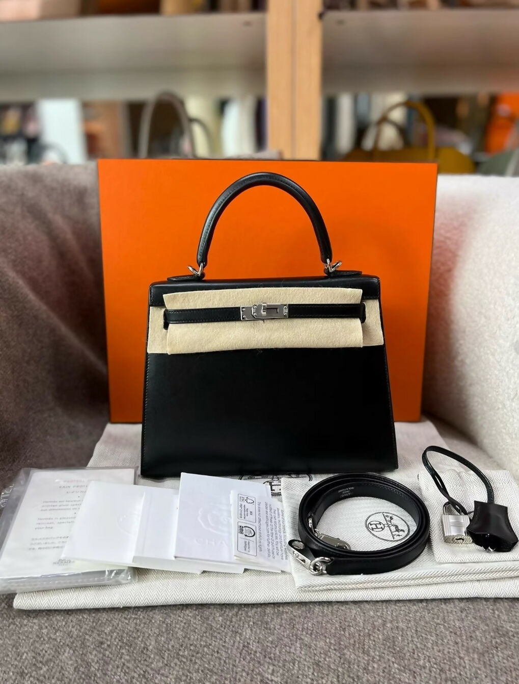 Hermes Kelly bag 25 Sellier Black Tadelakt leather Palladium hardware ...